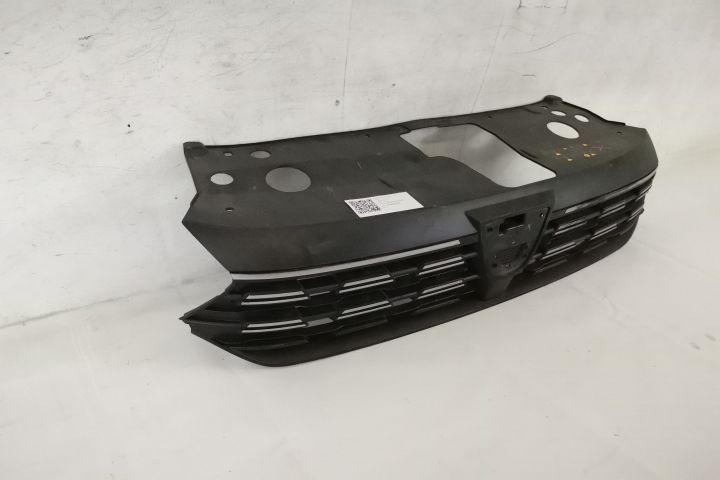 Grila Centrala Originala In Stare Buna Dacia Logan 3 2020 2021 2022 Bucuresti Sectorul 6 • OLX.ro