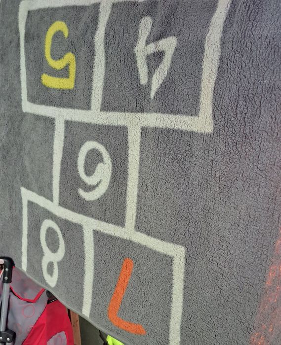 Covor șopron Ikea camera copii Bucuresti Sectorul 4 • OLX.ro