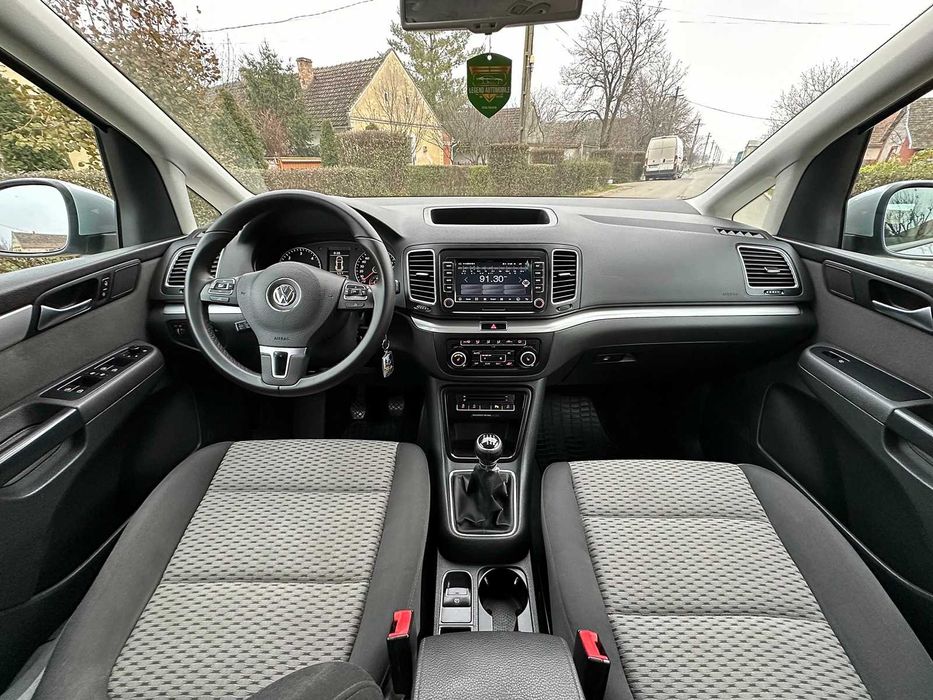 VW Sharan 2,0 TDI 7 LOCURI 140 C,P An 2011 Euro5 Timisoara • OLX.ro