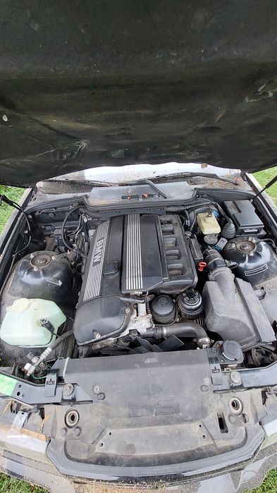 Piese anexe motor bmw m52tu swap e36 Albesti-Paleologu • OLX.ro