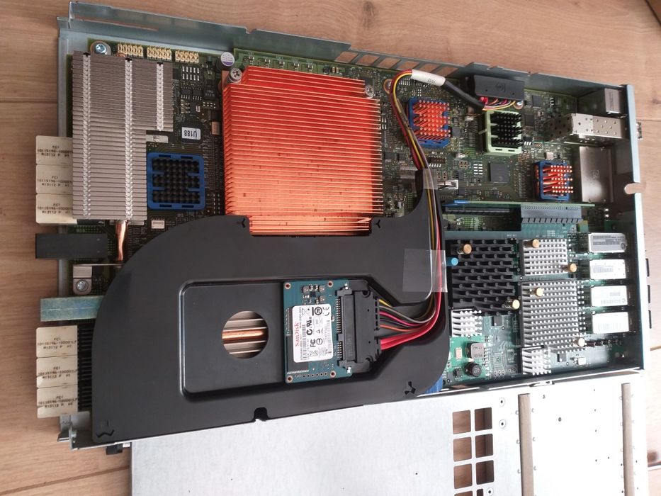 HP 683246-001 3Par StoreServ 7400 Controller QR483-63001 16GB B1 Brasov ...