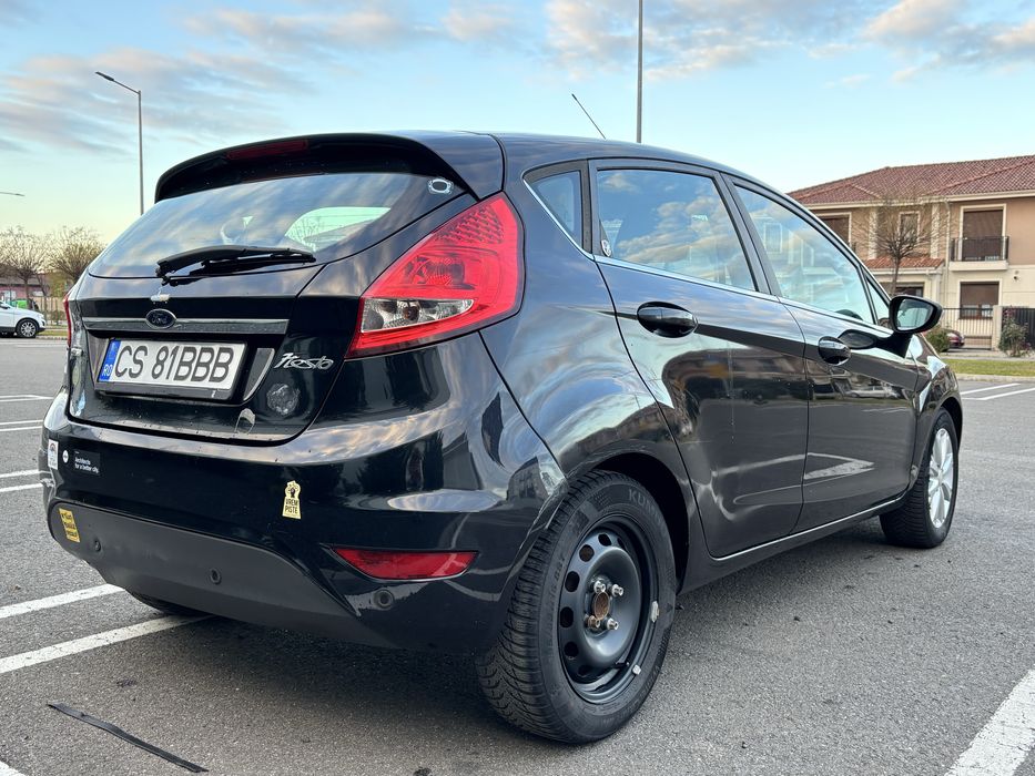 Ford Fiesta Ghia 2009 Timisoara • OLX.ro