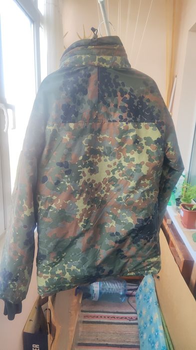 CARINTHIA Яке HIG с 5-цветен камуфлажен мотив гр. Добрич Дружба 3 • OLX.bg