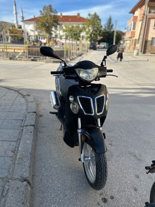 Скутер 125 без докоменти с. Корница • OLX.bg