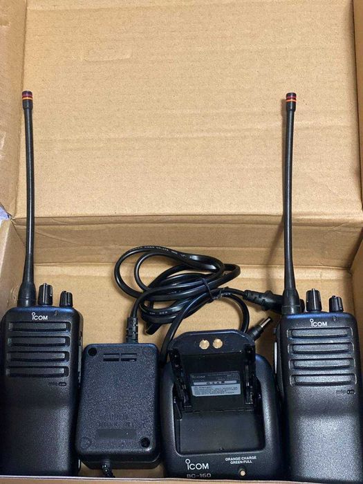 Set Statii Radio Icom IC-F14 (Emisie-receptie / walkie talkie) Buftea ...