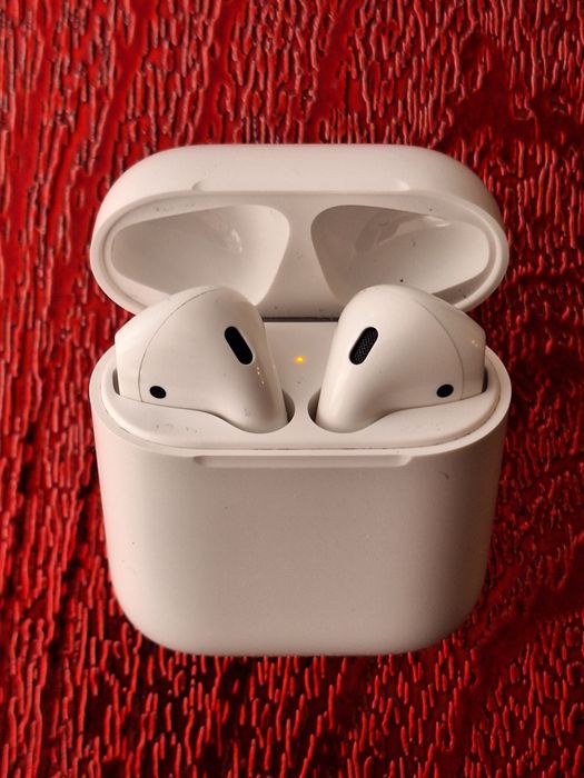 Casti APPLE AirPods 2, True Wireless, Bluetooth Oradea • OLX.ro