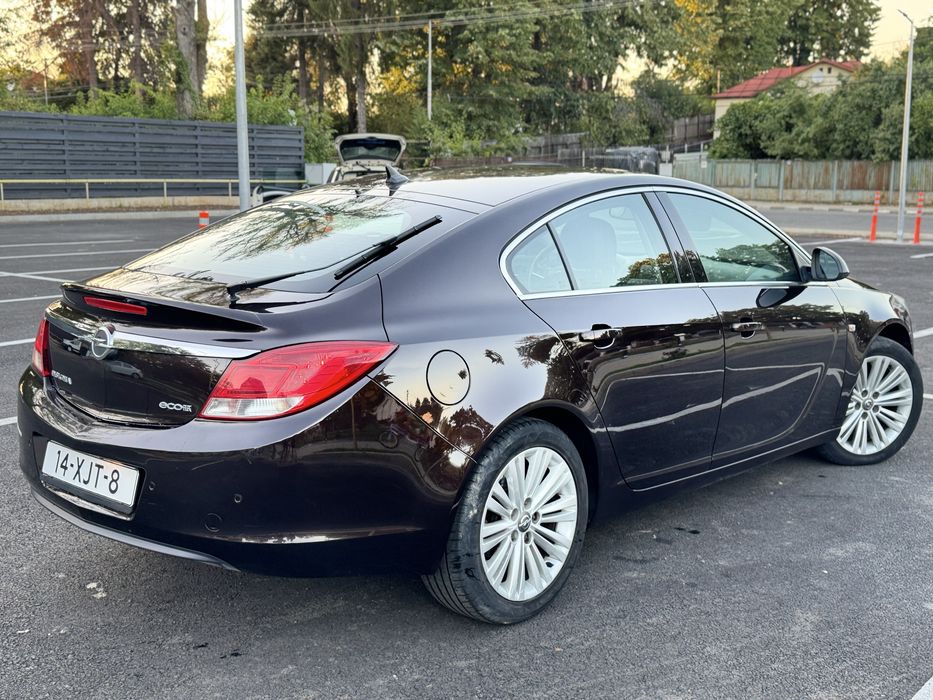 Opel Insignia 2.0 CDTI 2012 EcoFlex Ploiesti • OLX.ro