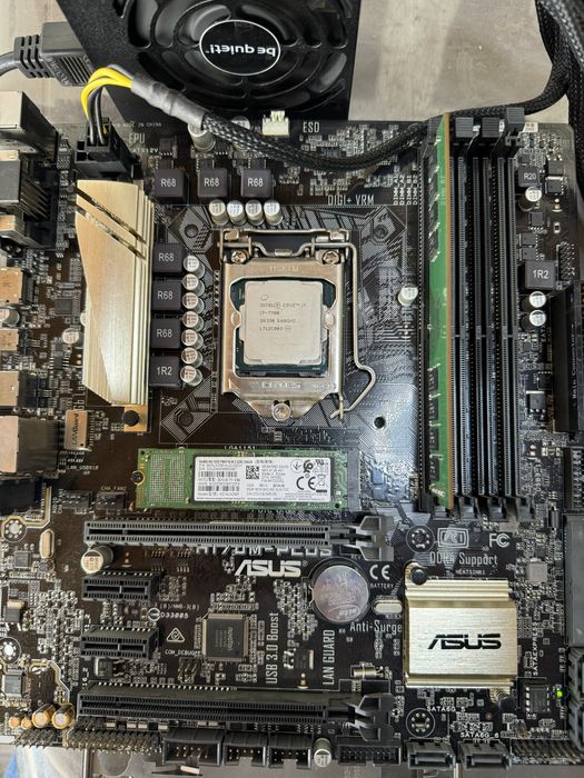 Kit Placa Baza Asus h170m cu Procesor i7 7700 8g si 256g ssd m2 Ploiesti • OLX.ro