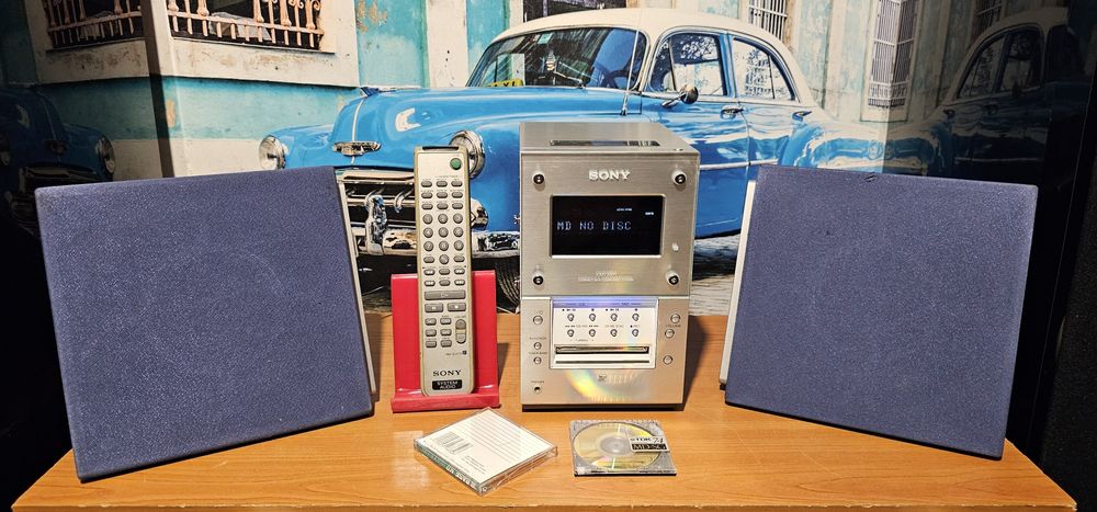 Sistem audio Sony CMT MD 1 - radio minidisc auxiliar boxe telecomanda ...