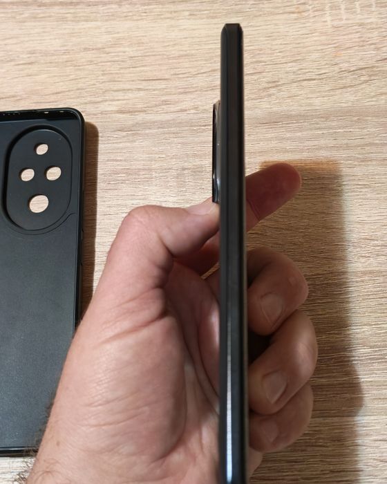 Honor 200 Pro black Arad • OLX.ro