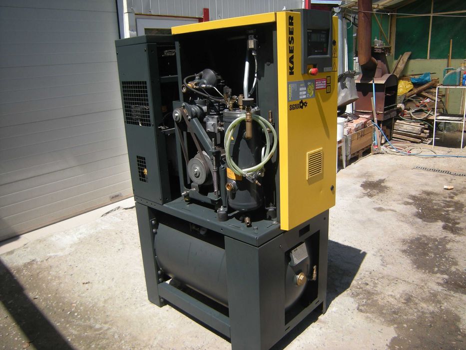 Compresor aer cu surub Kaeser Aircenter SM 12 T cu uscator si rezervor ...
