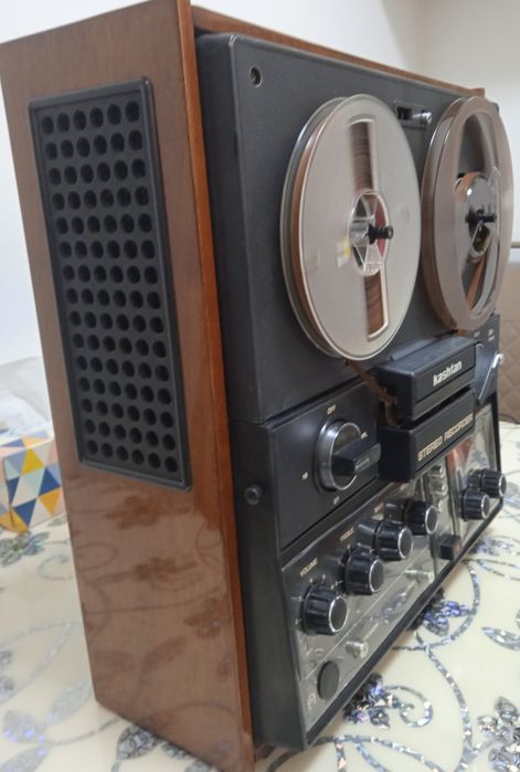 Magnetofon kastan in stare de funcționare . Bucuresti Sectorul 4 • OLX.ro