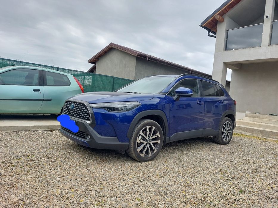 Toyota Corolla Cross hybrid dynamic 2024 5500 km Buzau • OLX.ro