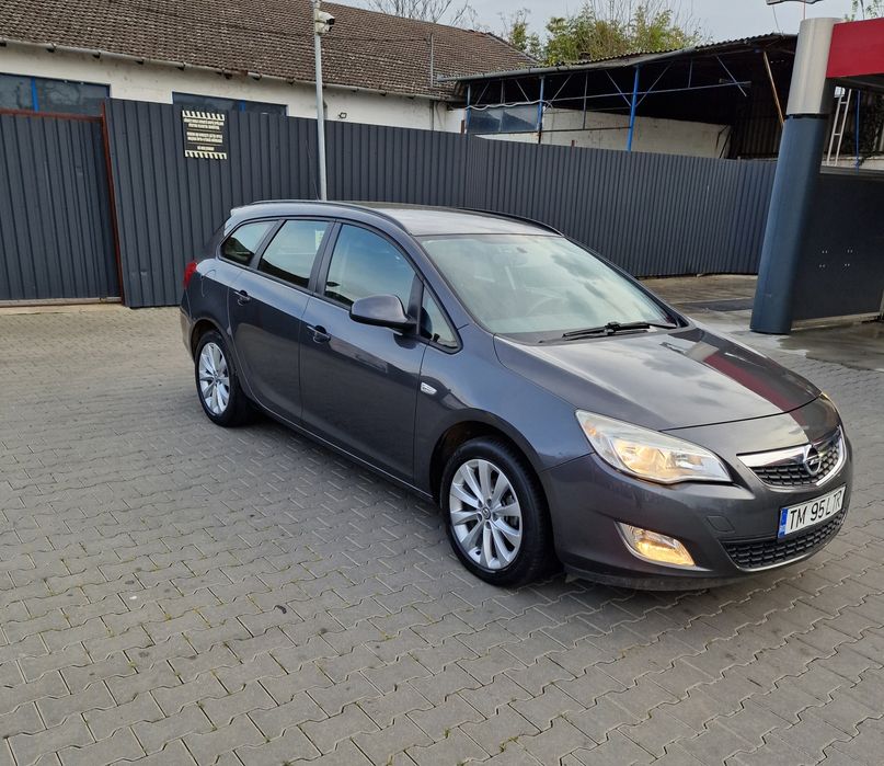 Opel Astra 1.4 Turbo ECOTEC preg. GPL Sport - 1 Opel Astra 1.4 Turbo E Timisoara • OLX.ro