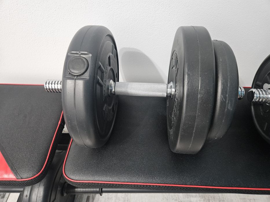 Gantere/ bara greutati + 60 kg greutati + banca pliabila exercitii ...