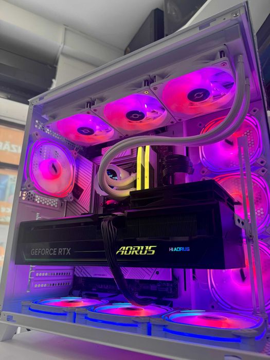 Calculator I9 14900K RTX 5090 32GB SSD 2T Sursa 1300w Factura,Garantie ...