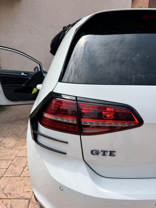 Vand stopuri led VW GOLF 7 Ilfov Pantelimon • OLX.ro