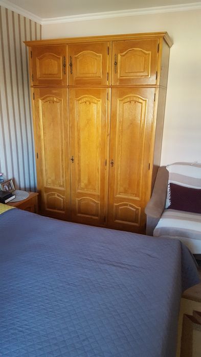 Pat dormitor cu dulap Baia Mare • OLX.ro