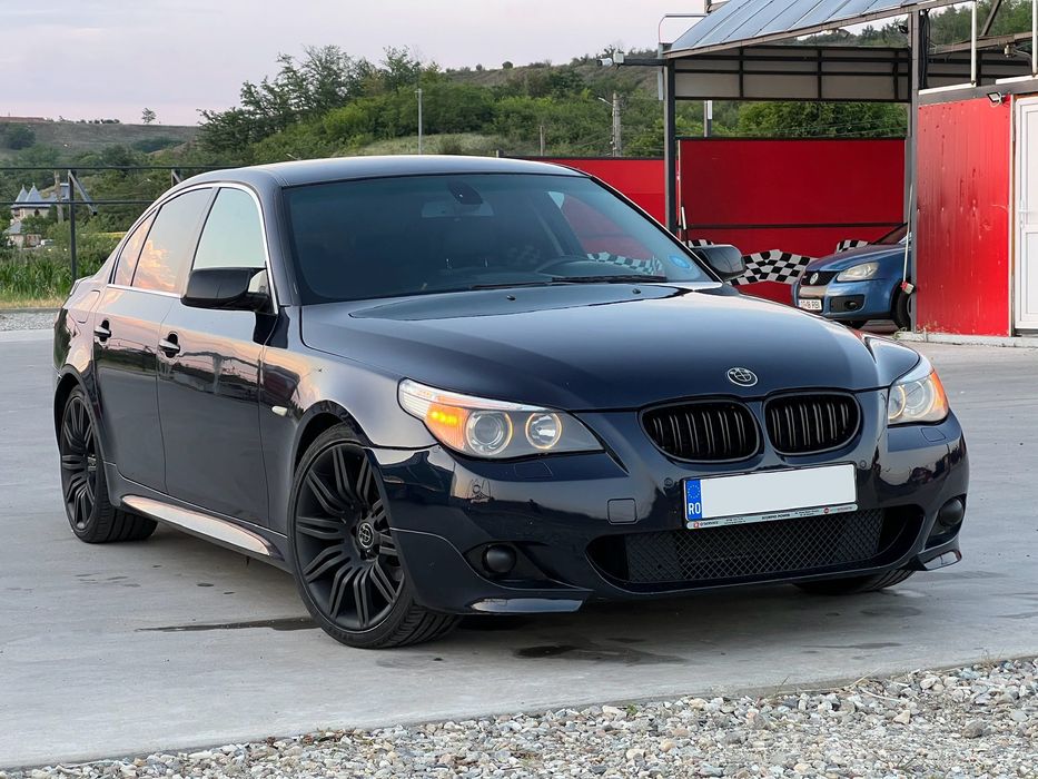 BMW Seria 5 E60/ Automat/ Pachet M/ 525d/ Navi mare/ interior sport ...