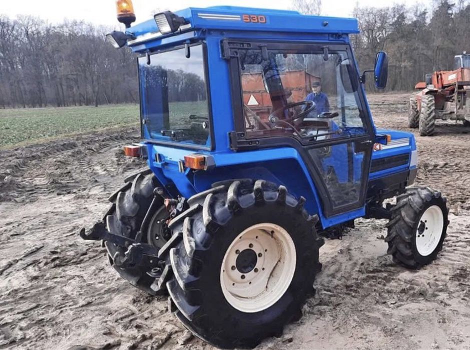 De vanzare Iseki 530 T 4x4 Bistrita • OLX.ro