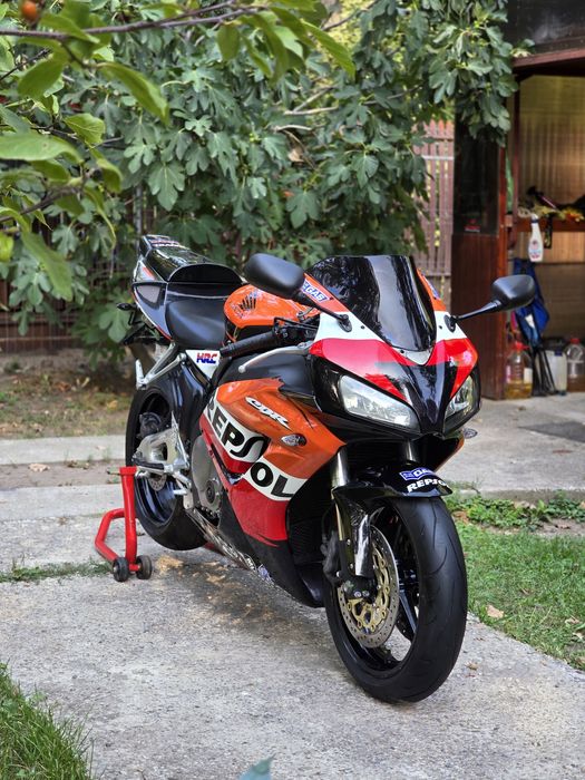 HONDA CBR 1000RR FIREBLADE REPSOL sport repsol honda import Moreni • OLX.ro