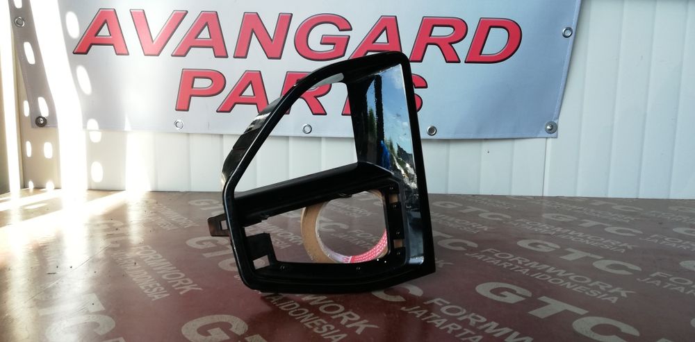 Лява рамка за предна броня BMW M50 G05 2019 гр. Враца Квартал 103 • OLX.bg