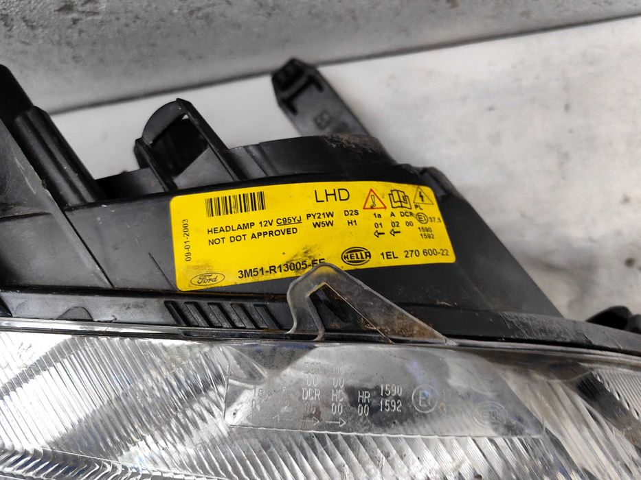 Оригинален Фар Форд Ford C-Max Xenon гр. Велико Търново Бузлуджа • OLX.bg