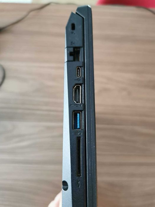 Laptop de gaming Acer Nitro 5 AN515-52-75HJ + geantă laptop + cooler ...