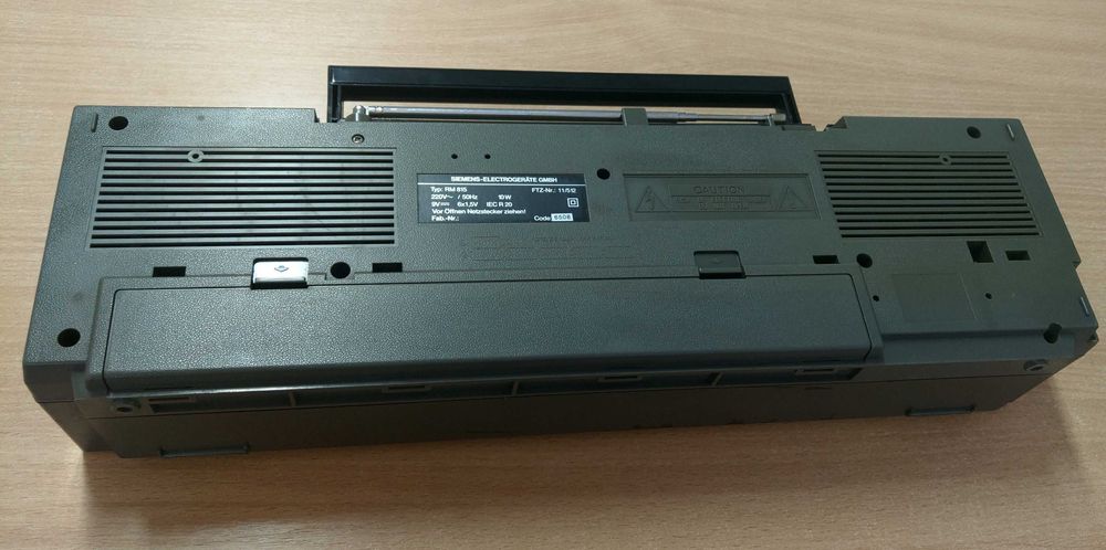 Dubluradiocasetofon SIEMENS Club 815 model RM 815 in stare foarte buna ...