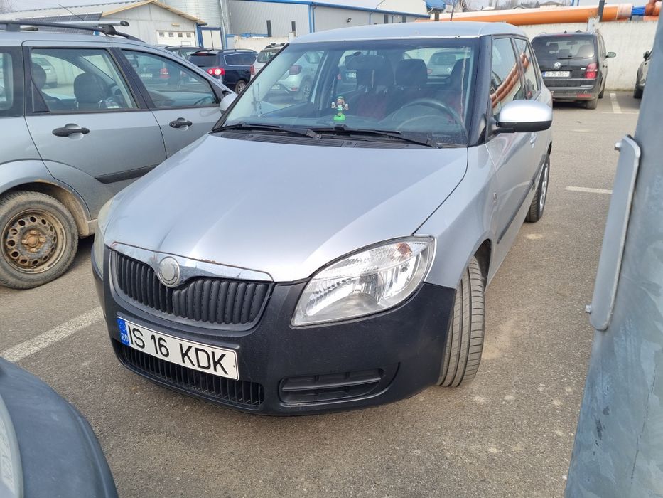Vind Skoda Fabia sau schimb cu auto automat Alexandru cel Bun • OLX.ro