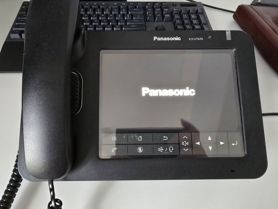 Telefon VOIP Panasonic KX-UT670 Bucuresti Sectorul 5 • OLX.ro