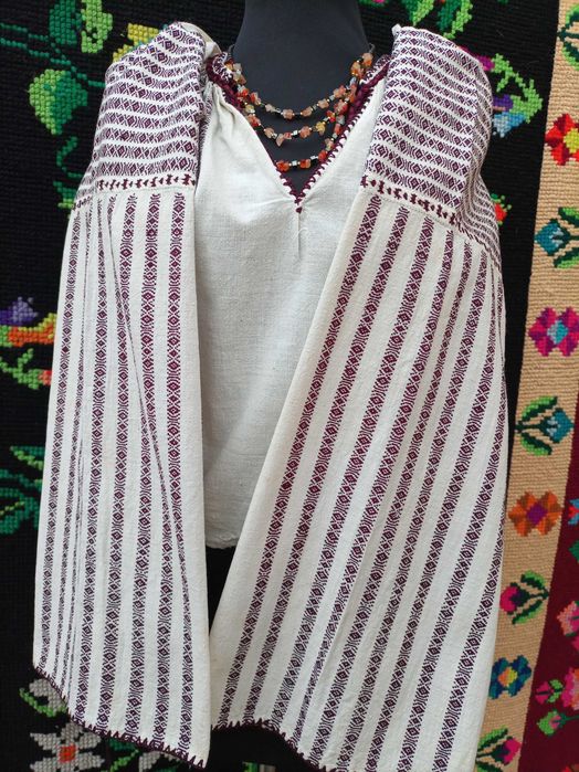 Costum popular autentic vechi Oltenia/ie panza de casa/poala/valnic Bod ...