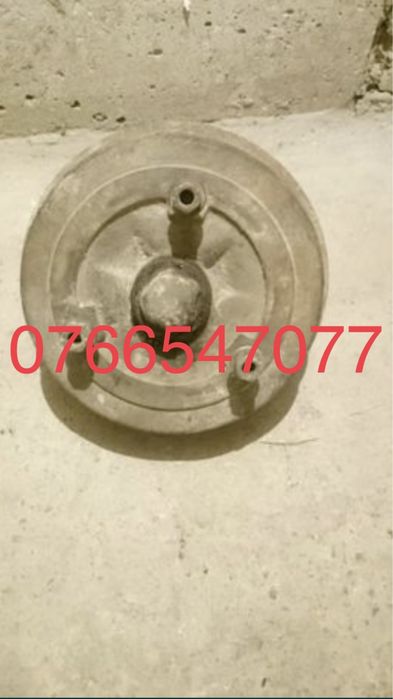 Butuci caruta cu trei prezoane si patru Bucuresti Sectorul 2 • OLX.ro