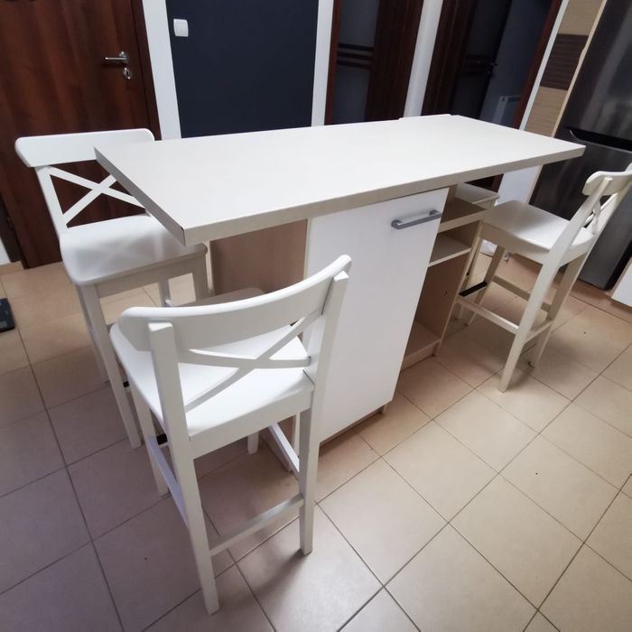 Mobila bucatarie/leaving (tip insula) cu 4 scaune de bar Mogosoaia • OLX.ro