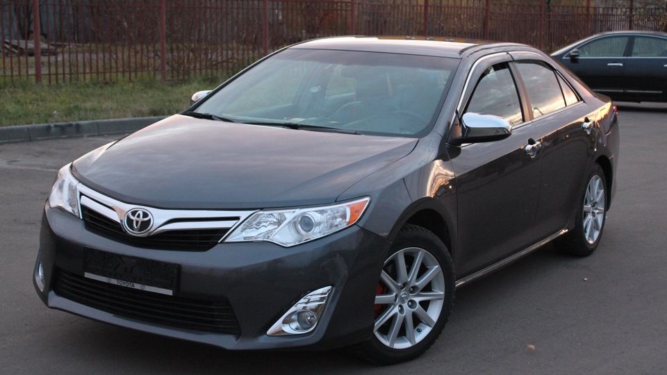 Бампер зад на Тайота Камри 50 Американец/Toyota Camry 50 11- (USA ...