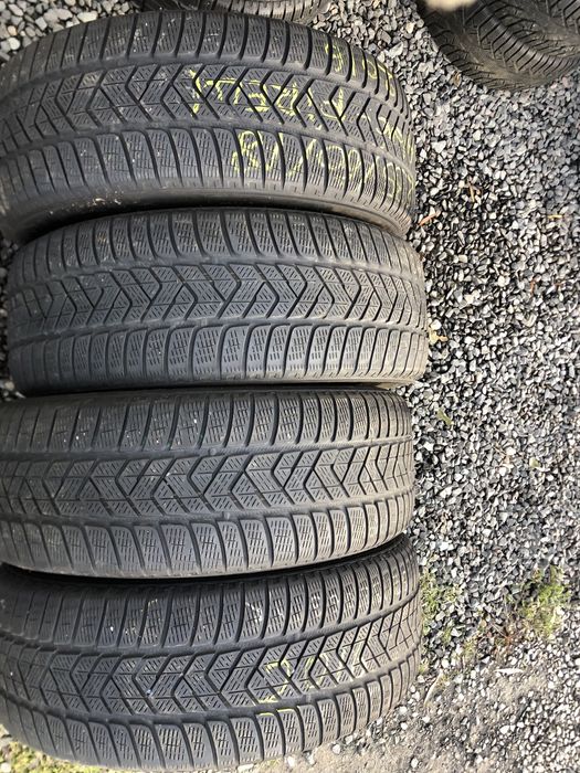 Anvelope iarna 235/60/18 Pirelli Timisoara • OLX.ro