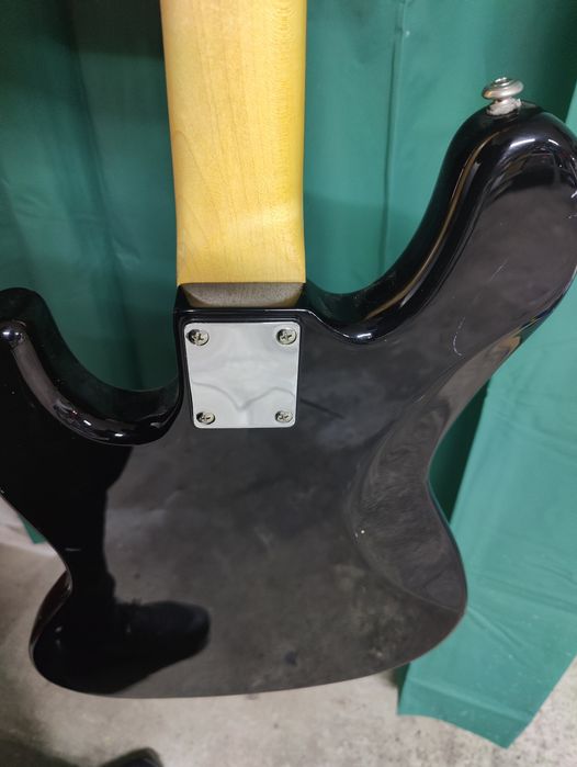 Chitara bass Rockson R-JB99, stare ca nouă Reghin • OLX.ro