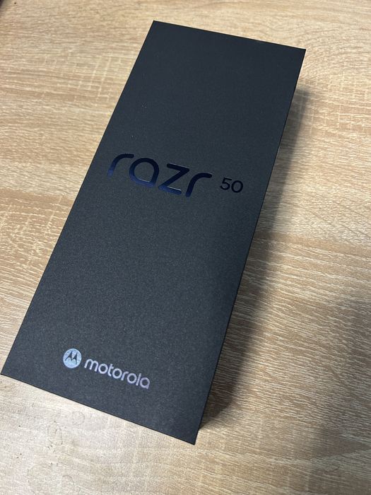 Motorola RAZR 50 grey 256GB сгъваем смартфон гр. София Люлин - център ...