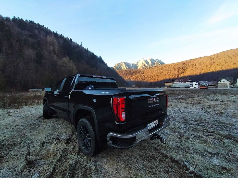 Vand GMC SIERRA,similar cu Dodge RAM,Ford F150 Campina • OLX.ro