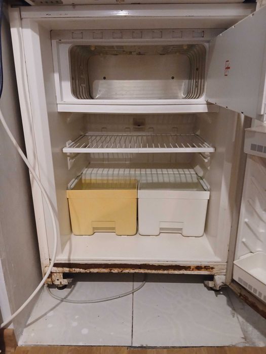 Подарявам хладилник гр. София Център • OLX.bg