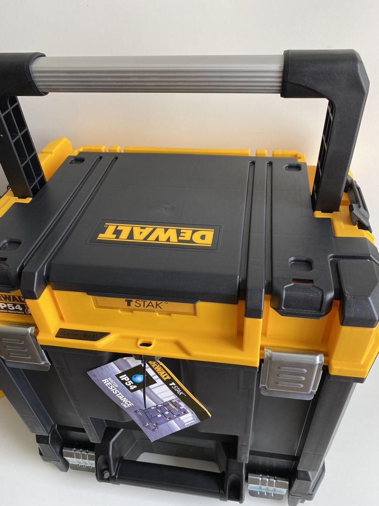 Куфар Органайзер DeWALT DWST83343-1 TSTAK - Влаго и прахоустойчив гр ...