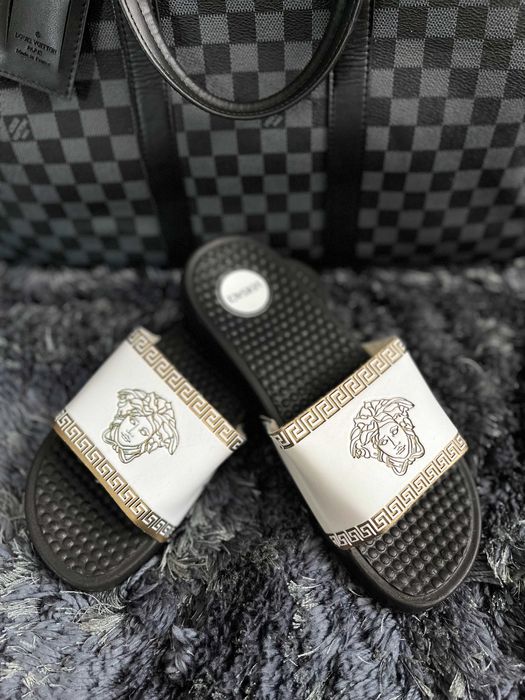 #NEW MODEL 2024# Papuci/slapi Versace de piscina/baie/plaja Voluntari ...