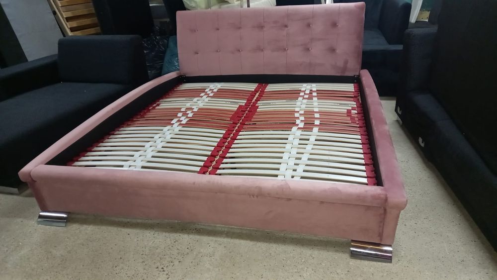 Pat dormitor ROZ Zadareni • OLX.ro