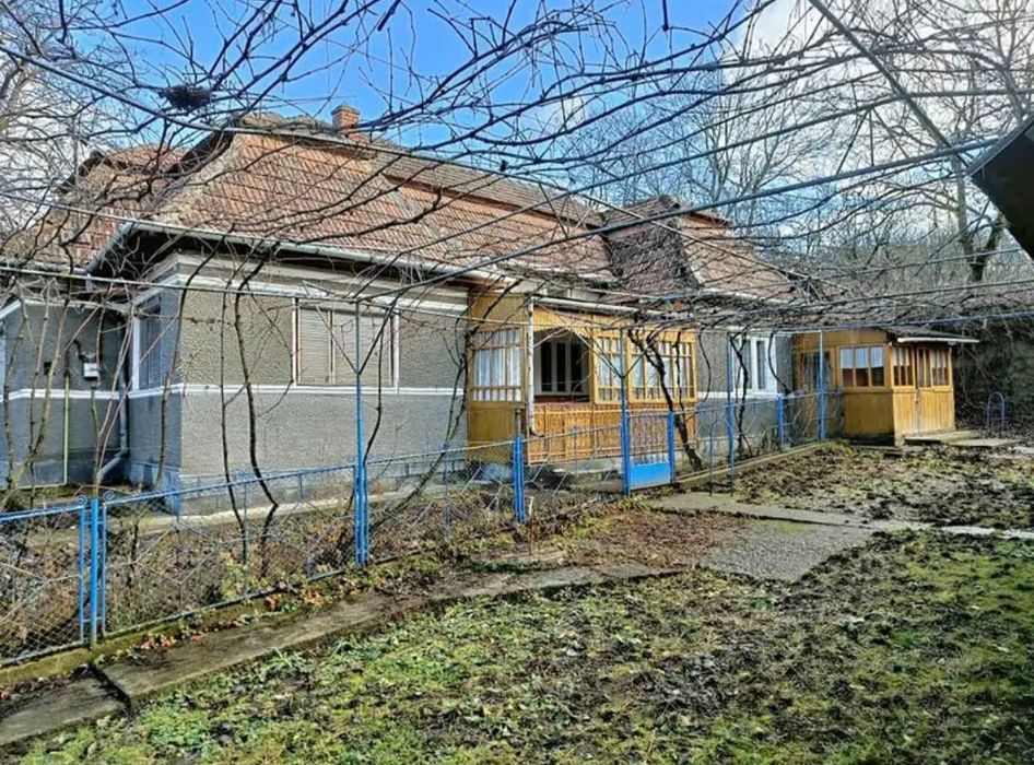 Casa de vânzare Valea Larga Valea Larga • OLX.ro