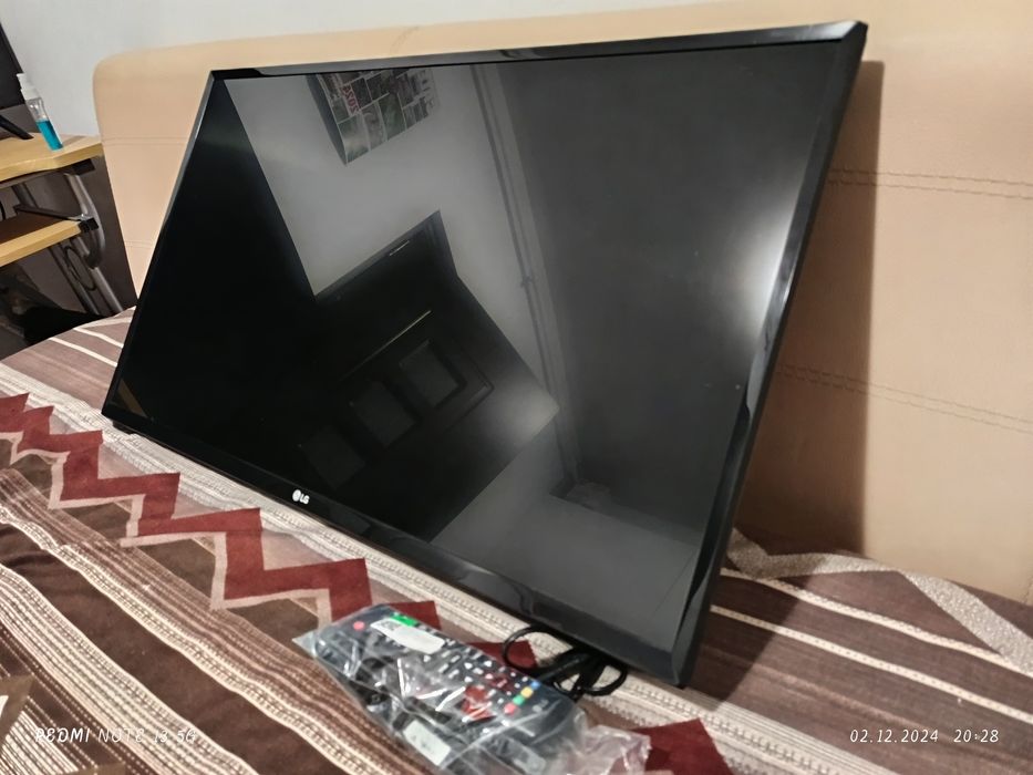 Televizor LED LG, 80 cm, 32LJ500V, Full HD, Clasa A Iasi • OLX.ro
