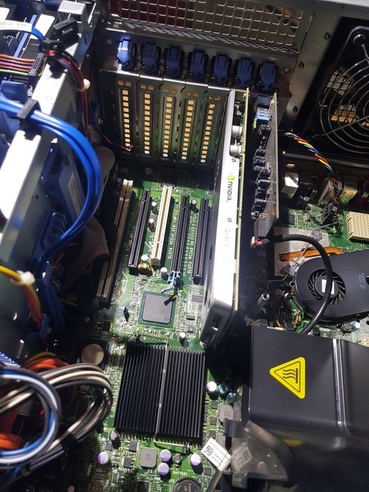 WorkStations Dell Precision T7500 мощен компютър+1xNVIDIAQuadro FX1800 ...