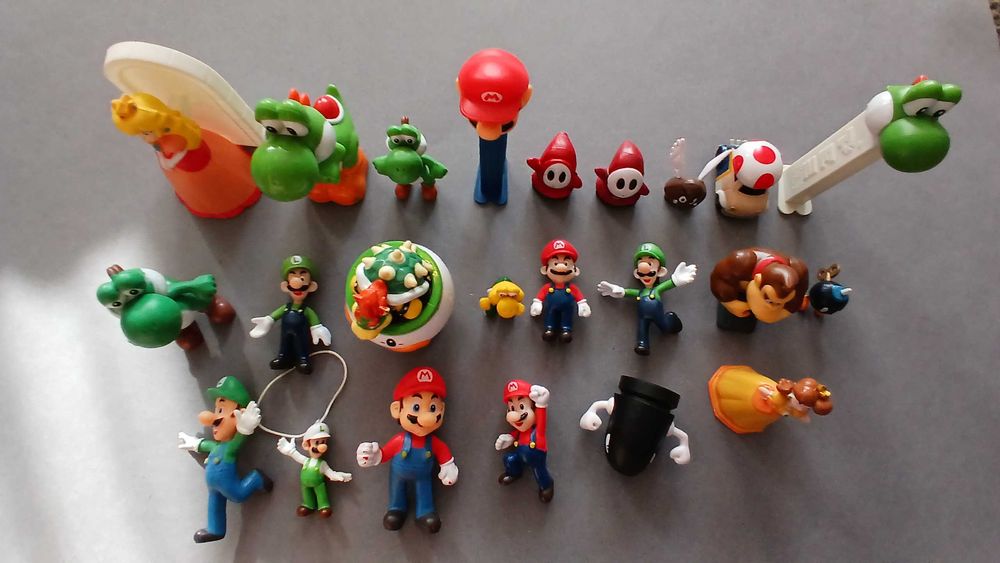 Figurine Mario & Luigi (tot setul) Cluj-Napoca • OLX.ro
