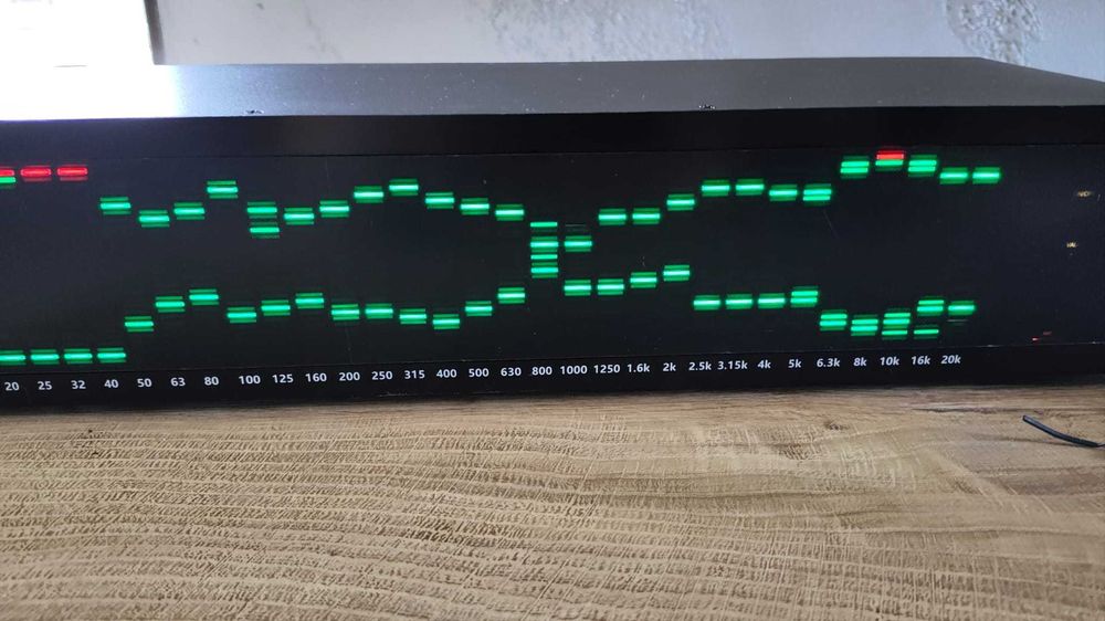 Digital Spectrum Analyzer cu intrare XLR/RCA egalizator grafic display ...