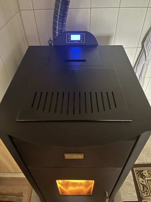 Пелетна камина 30 kw с. Острово • OLX.bg