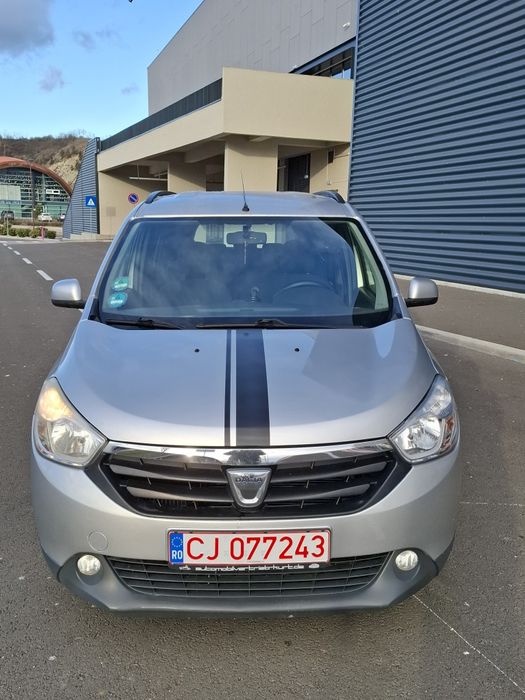Dacia Lodgy 7 locuri an 2012 1.5 diesel distributie noua euro 5 jenți ...